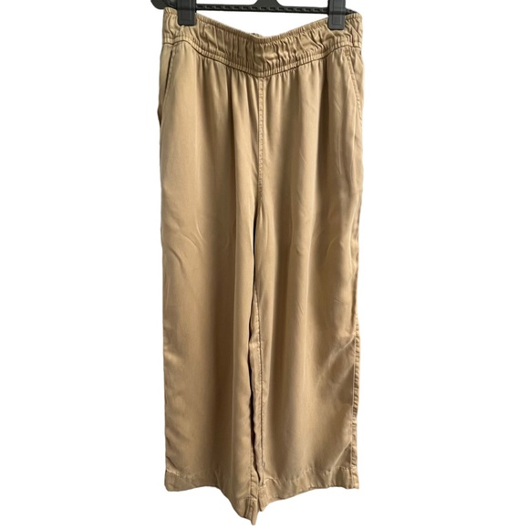 C&C California | Pants & Jumpsuits | Cc California Capri Pants | Poshmark